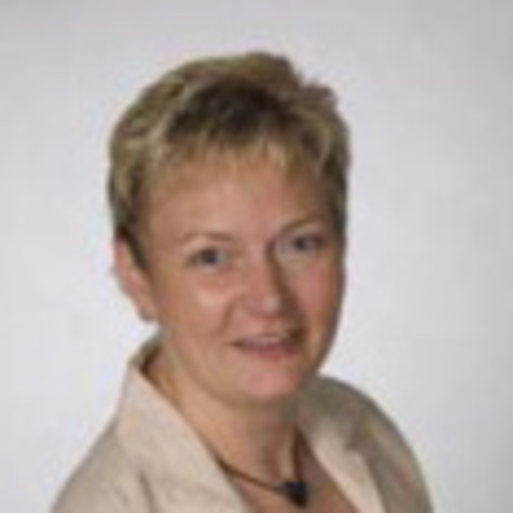 Simone Arnold - Oberärztin - Rheinische Klinik für Orthopädie | XING