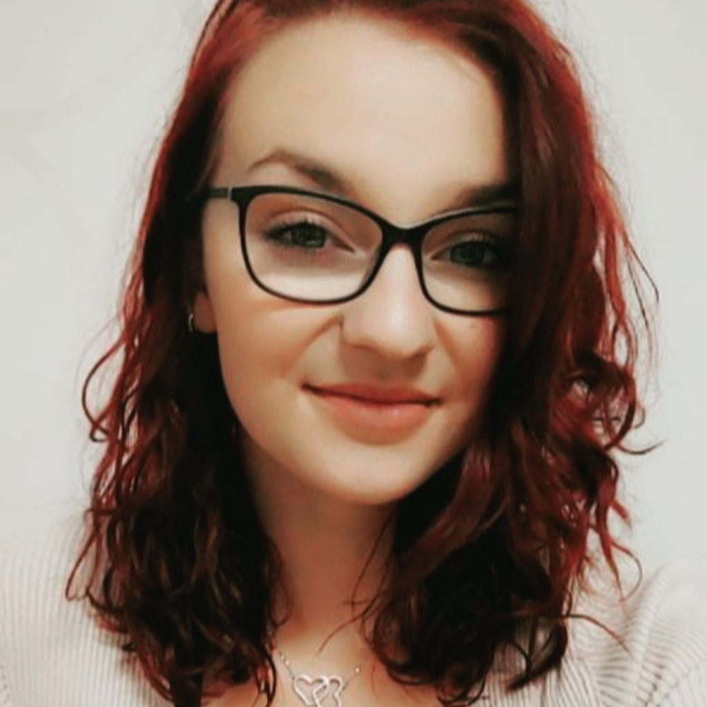 Anna-Celine Platzer - Shop-Leiterin - KomCon GmbH | XING