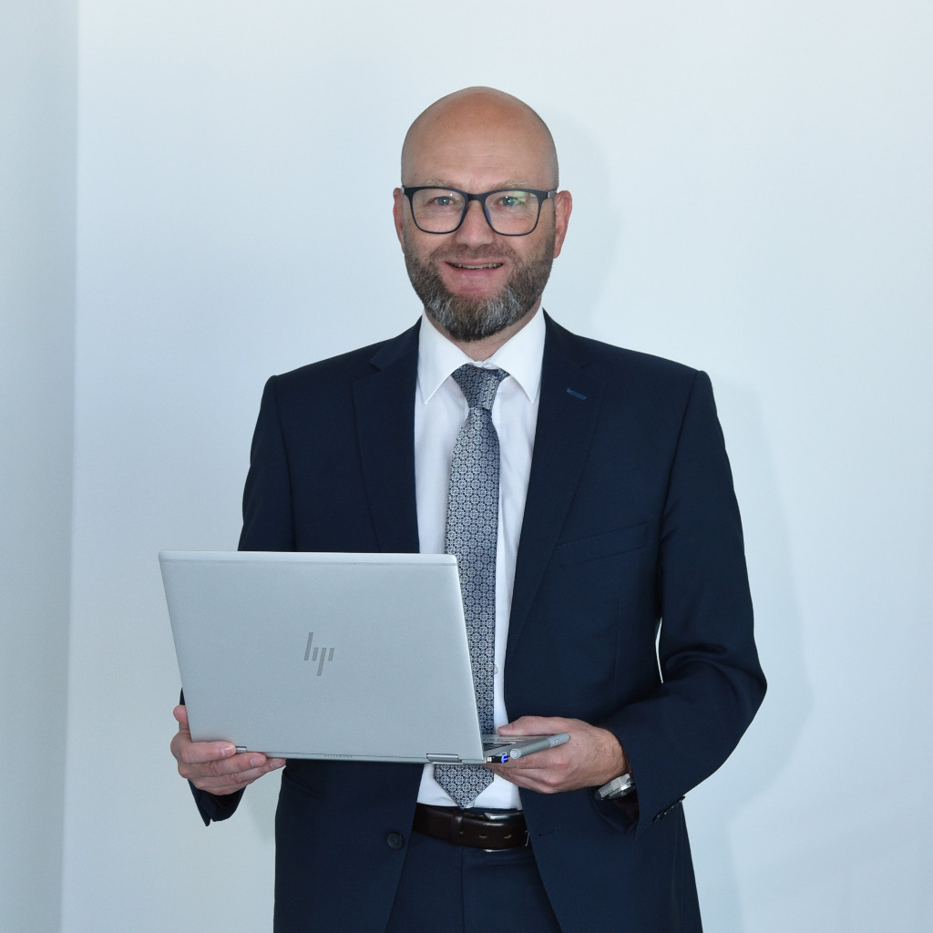 Thomas Raab - Leiter DigitalFILIALE+ - Volksbank Raiffeisenbank Bayern ...