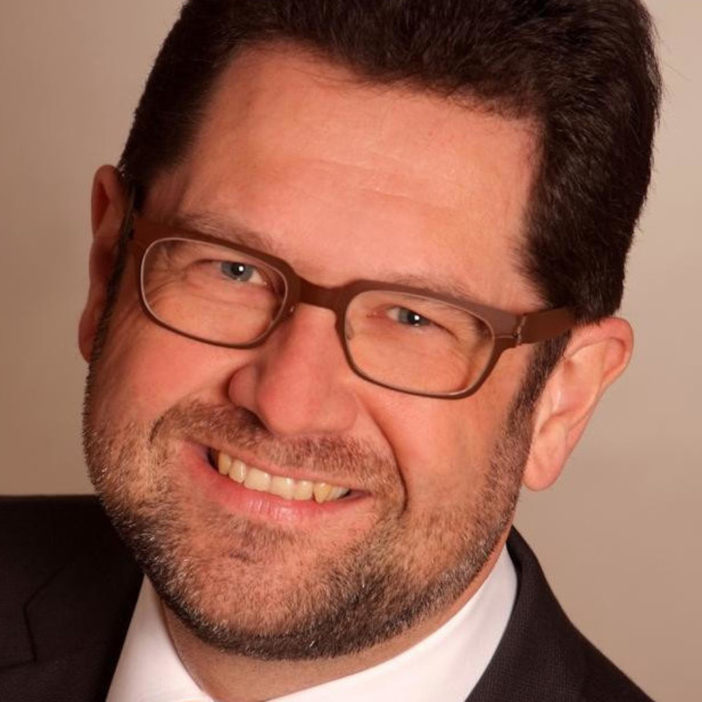 Dr. Uwe Kikillus - Director Sales & International Business - Arcanum ...