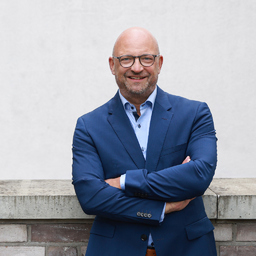 Thomas Walz - Head of National Field Organization - ResMed Healthcare ...