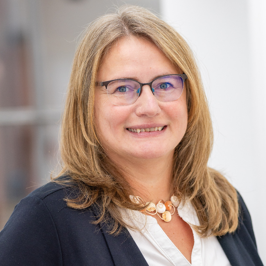 Ruth Hippchen - Assistenz der Geschäftsführung - Advanced Nuclear Fuels ...