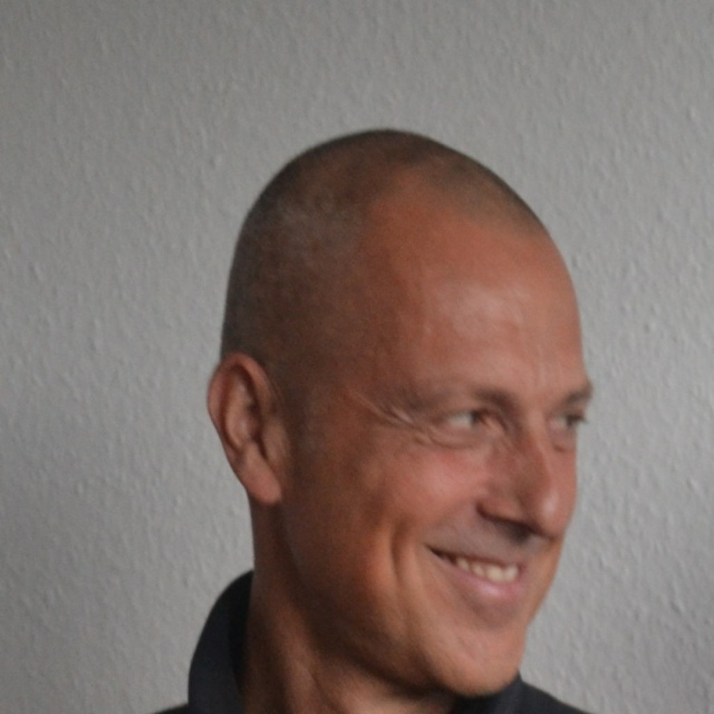 Mike Walker - Übersetzer, Naturinterpret, Geopark Ranger - geotrans | XING