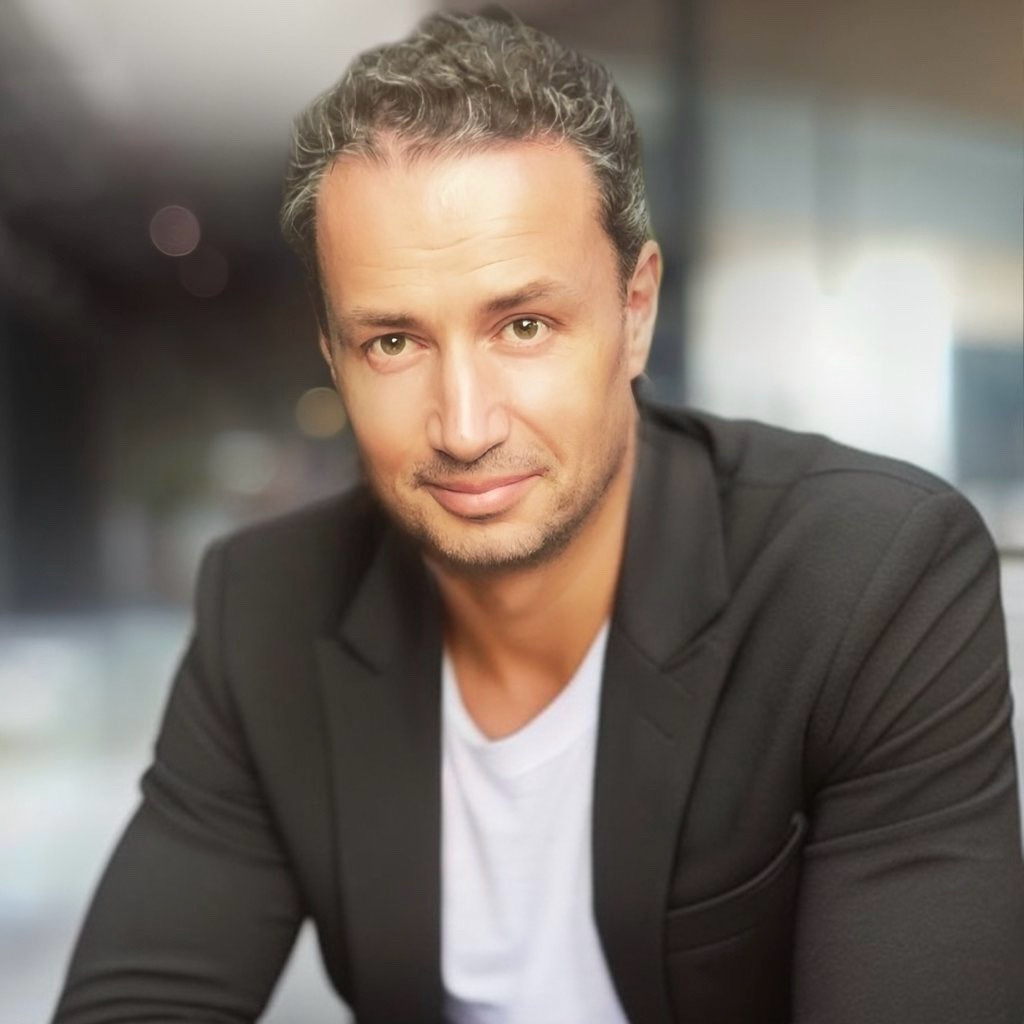 Andreas Barth - Senior Vice President Global Client Relations - DB ...