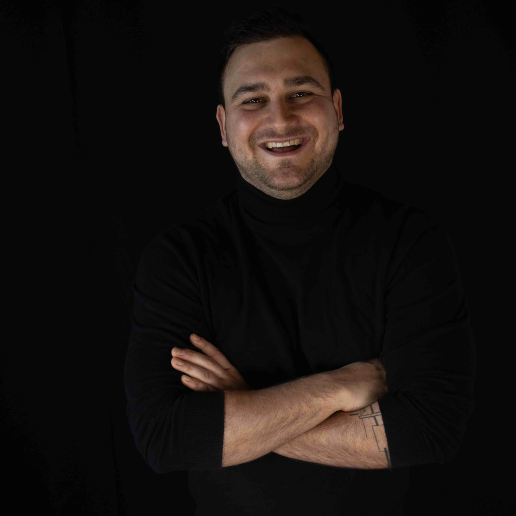 Florian Warda - Büroleiter - Christian Harlander Wohnbau e. K. | XING