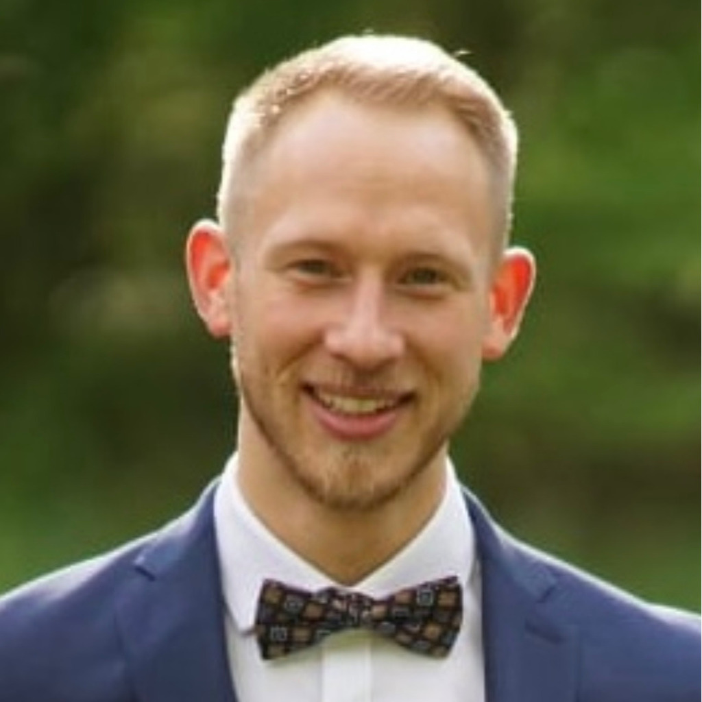 Jonas Reil - Studio Manager - Fit 24 | XING