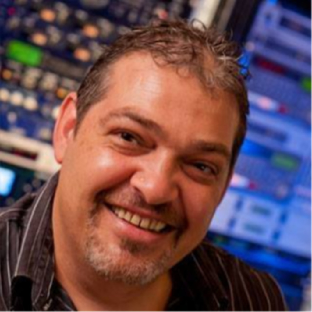 Mike Lindauer - Geschäftsleitung - LP MEDIENPRODUKTION Film & Ton | XING