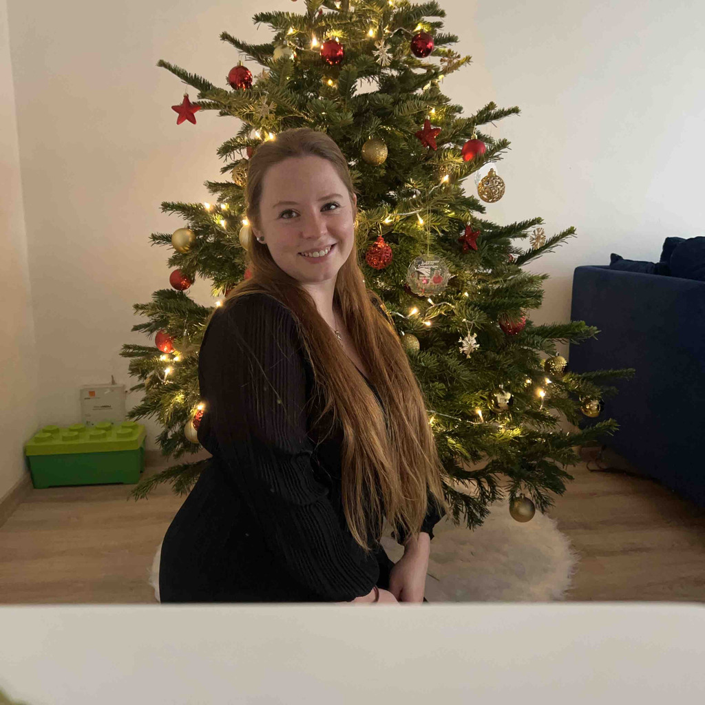 Stephanie Akopov - Gebietsverkaufsleiterin - Höflinger Müller GmbH | XING