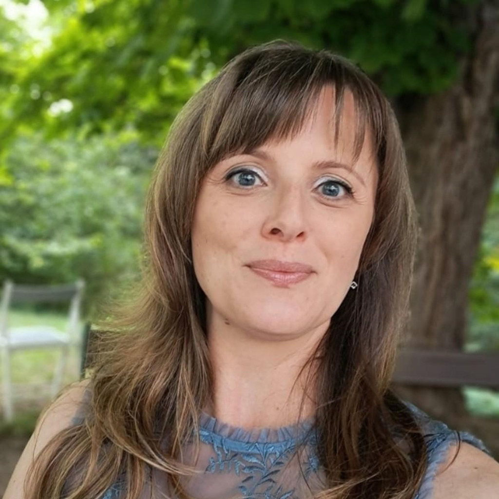 Juliane Grams - Personalreferentin - Stadtwerke Halle GmbH | XING