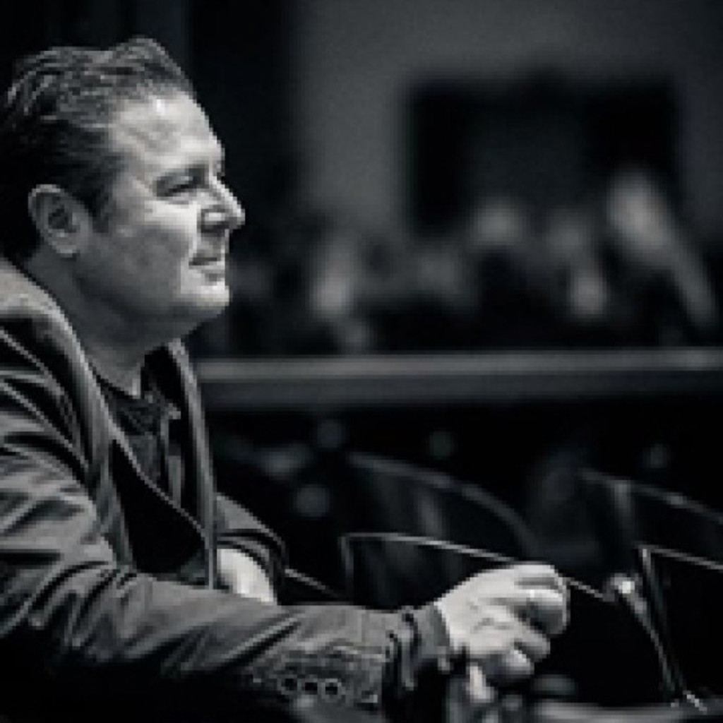 Steve V. Sipos - Geschäftsführer - Asset Media Ltd. | XING