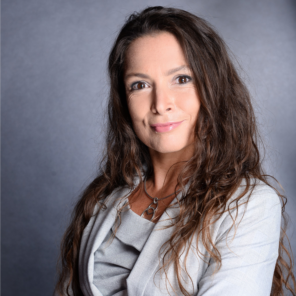 Anke Beyer - Abteilungsleiterin - Baden-Württembergische Bank / BW-Bank | XING