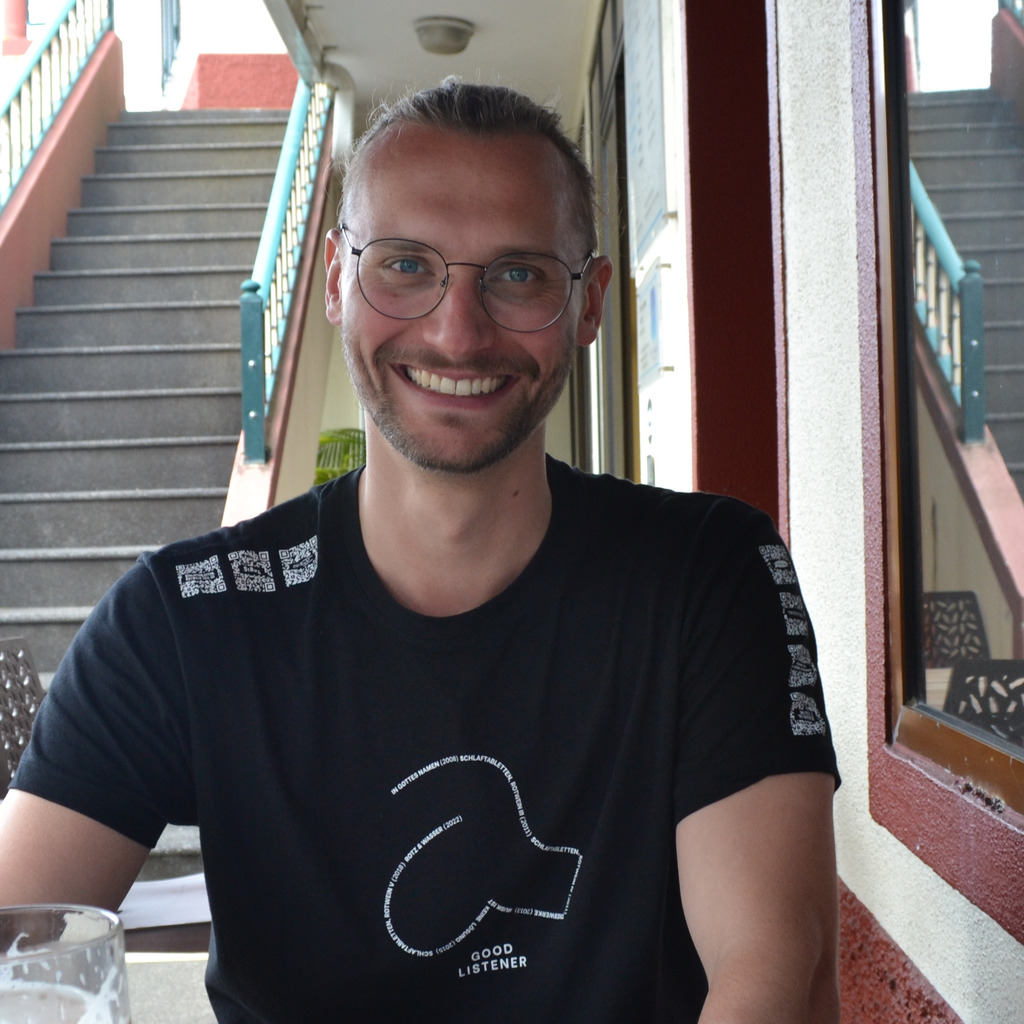 Alex Pless - Police Officer - Freistaat Bayern | XING