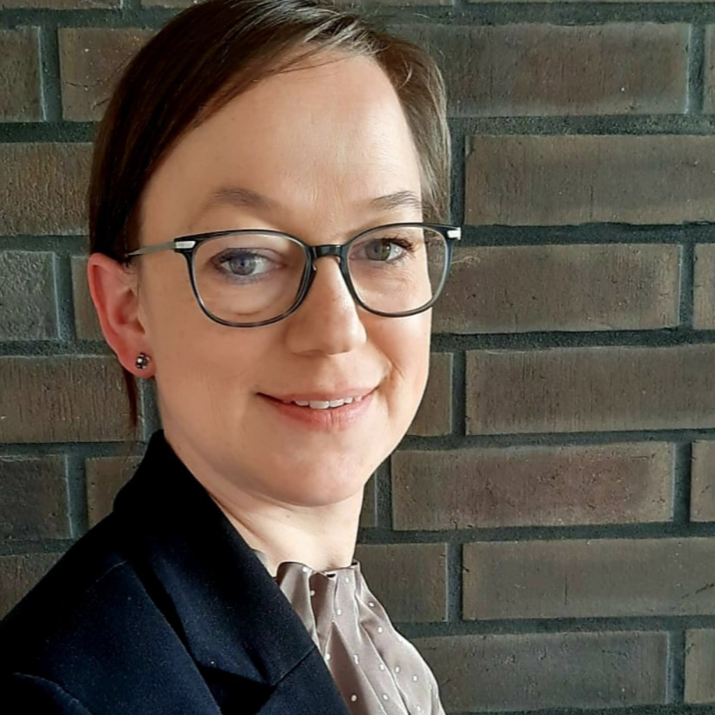 Anke Schumann - Global Business Process Consultant - Labeling and Warehousing - DuPont | XING