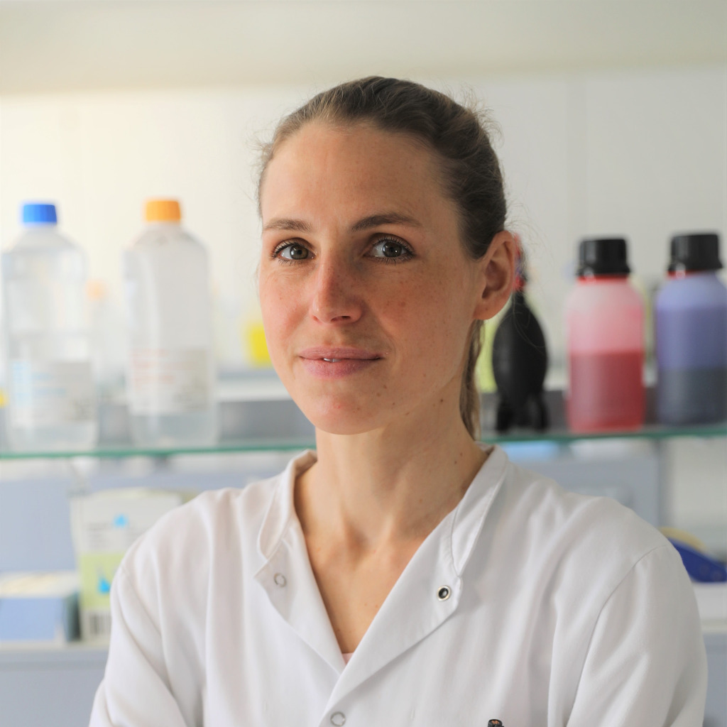 Stefanie Emrich - Project Leader / Zertifizierung / Notified Body für ...