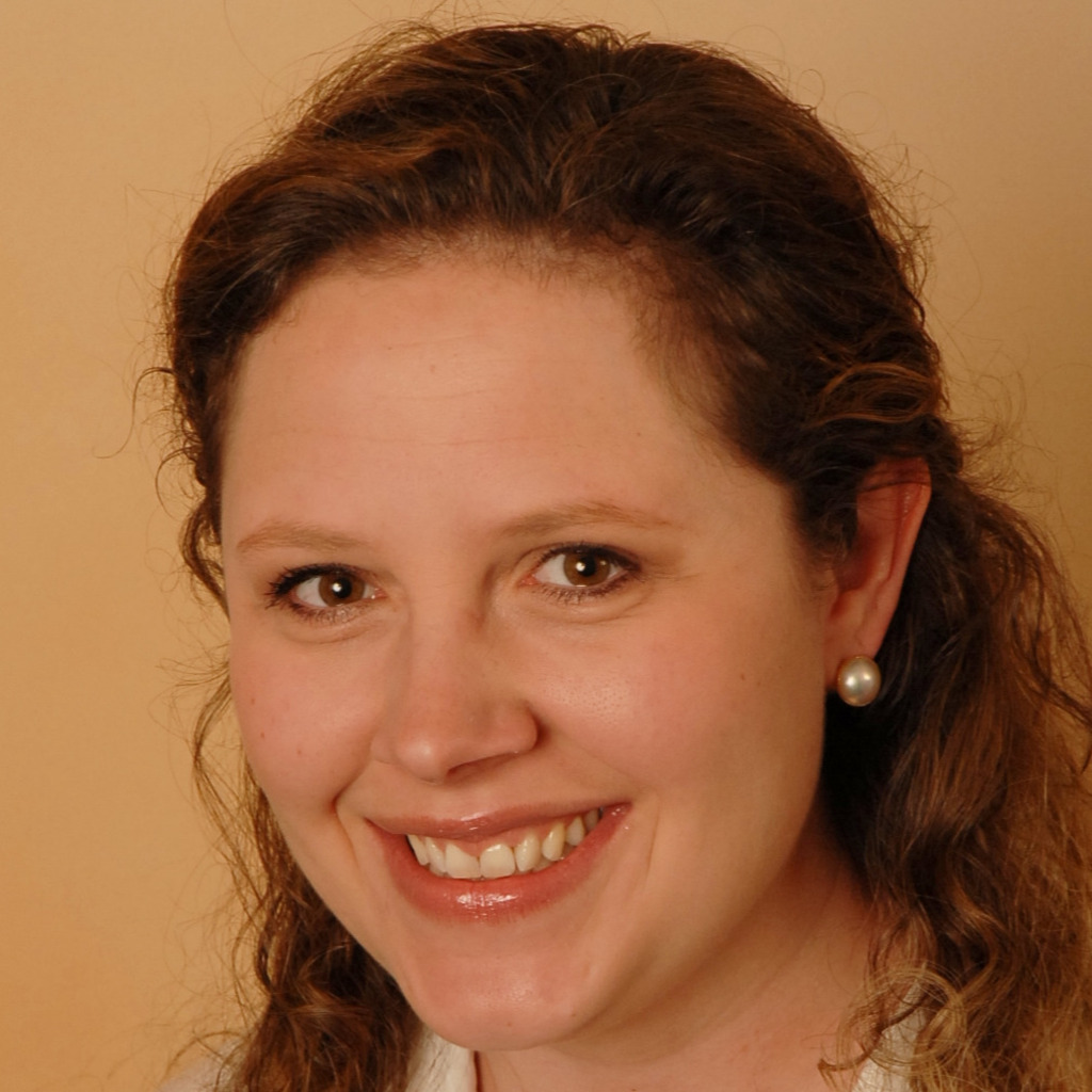 Eva Frank - Senior Compliance Analyst - PIMCO | XING