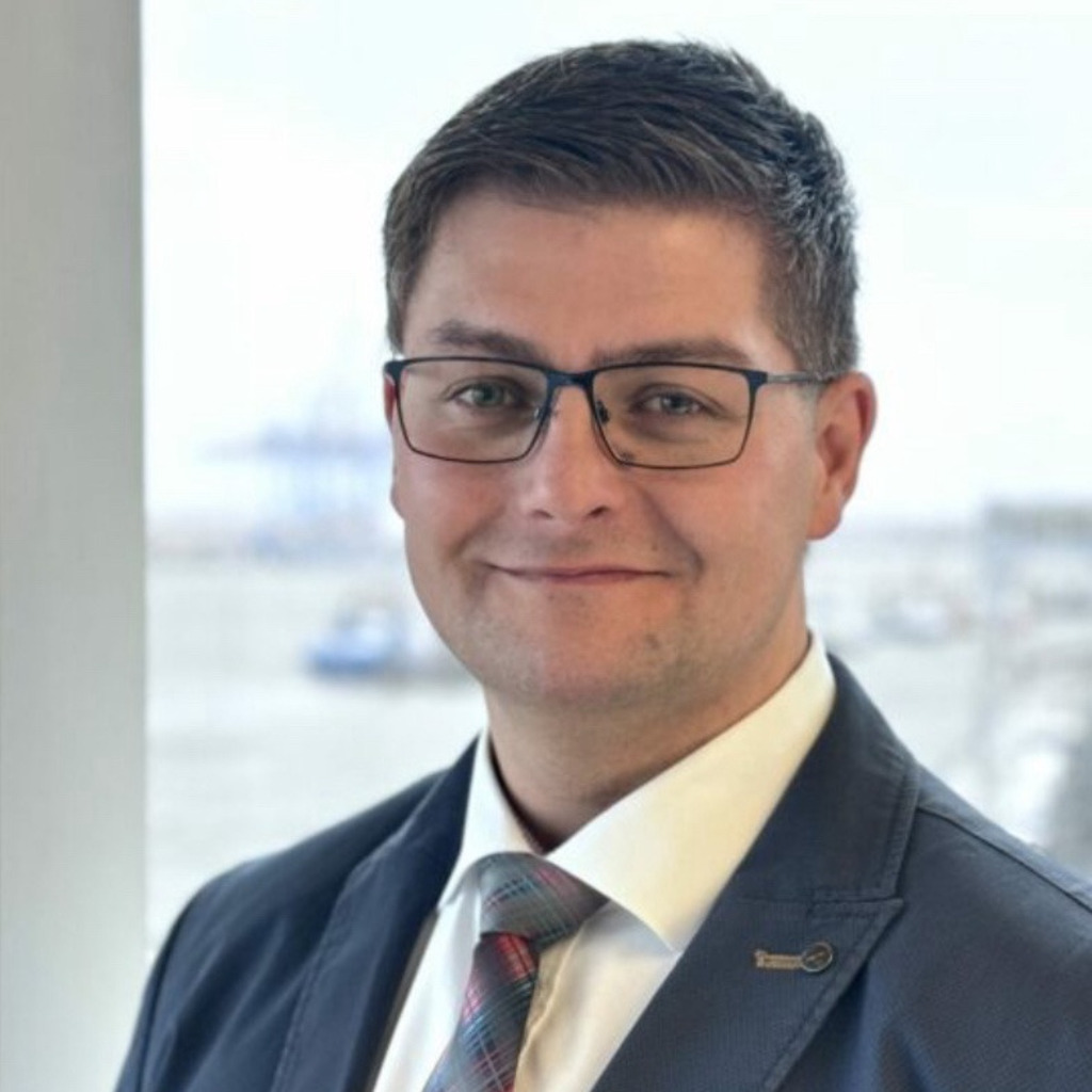 Christoph Meseck - Fleet Superintendent - V.Ships (Hamburg) GmbH & Co ...