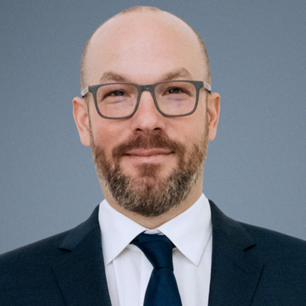 Oliver Medri - Co-Founder / Managing Director / Shipbroker - HMC ...