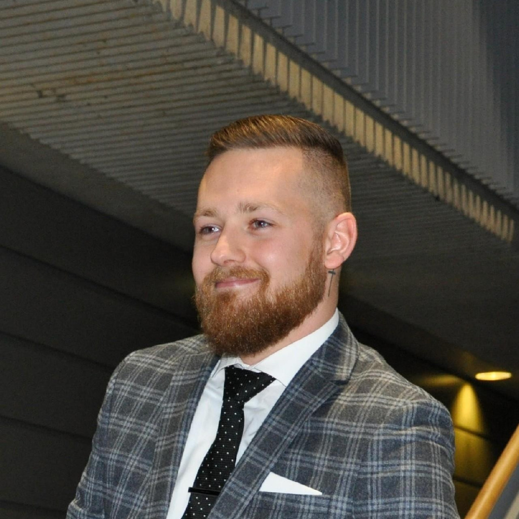 Frederik-Pascal Döring - Sales Controller - SOLVARES GROUP | XING