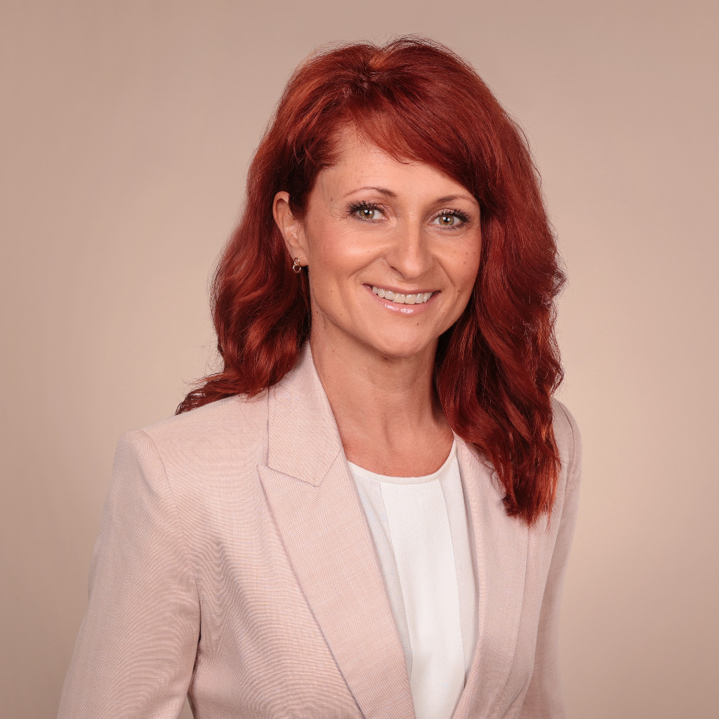 Barbara Machnik - Storemanager / VM Support Manager - Office London | XING