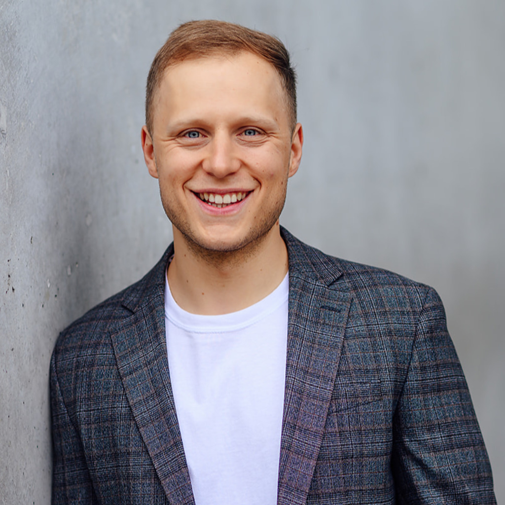 Christopher Reitz - Werkstudent - Bittl Schuhe + Sport GmbH | XING