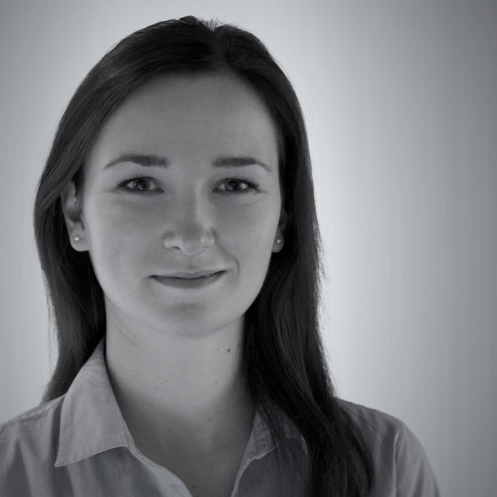 Anna Sporer - Stellvertretende Leitung Patientenmanagement - Schön ...