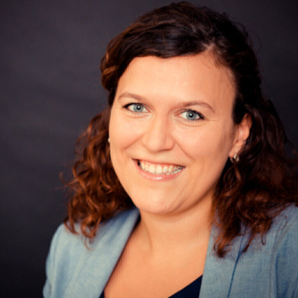 Angela Rupp - Business Area Lead Banking - UNITY Consulting ...