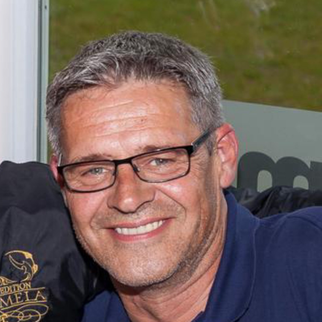 Oliver Pfeiffer in der Personensuche von Das Telefonbuch