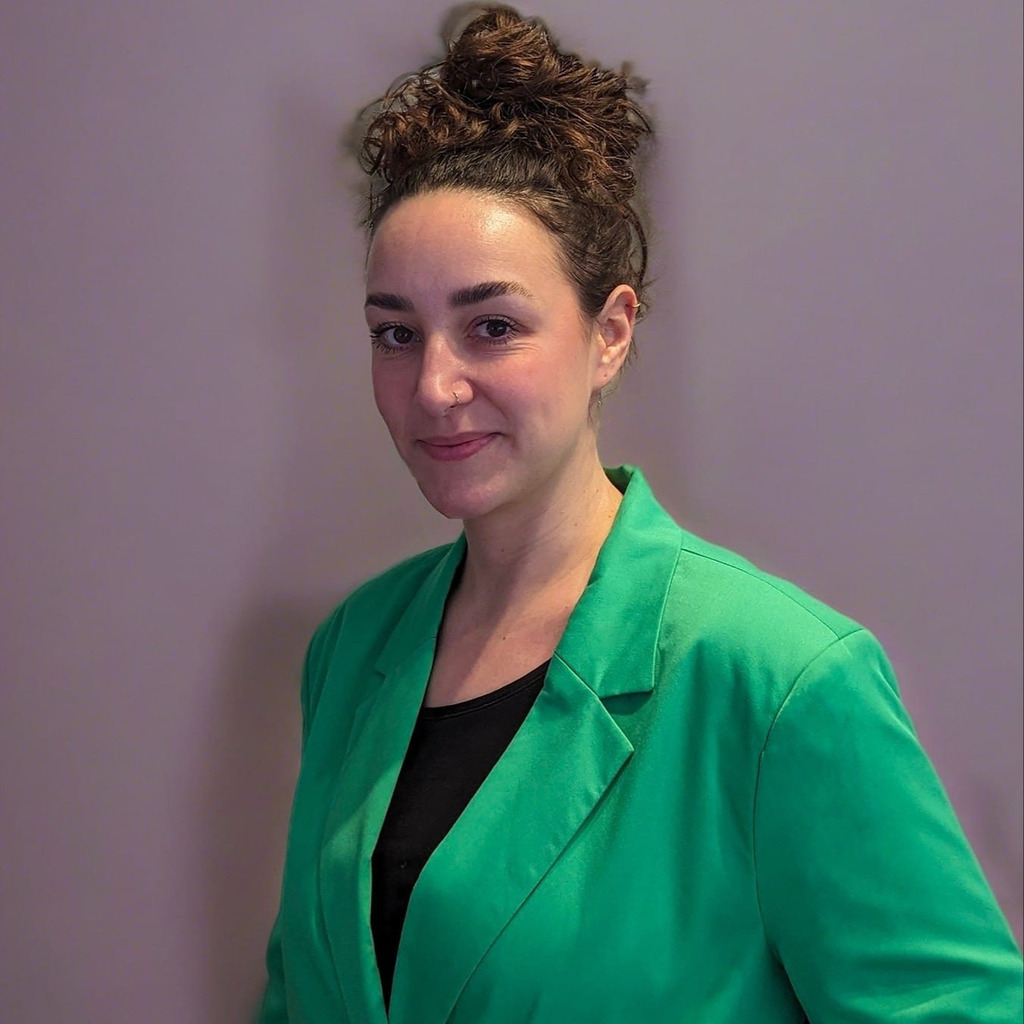 Nadia Raboun - Pflegedienstleiterin - WZ-WundZentren GmbH | XING