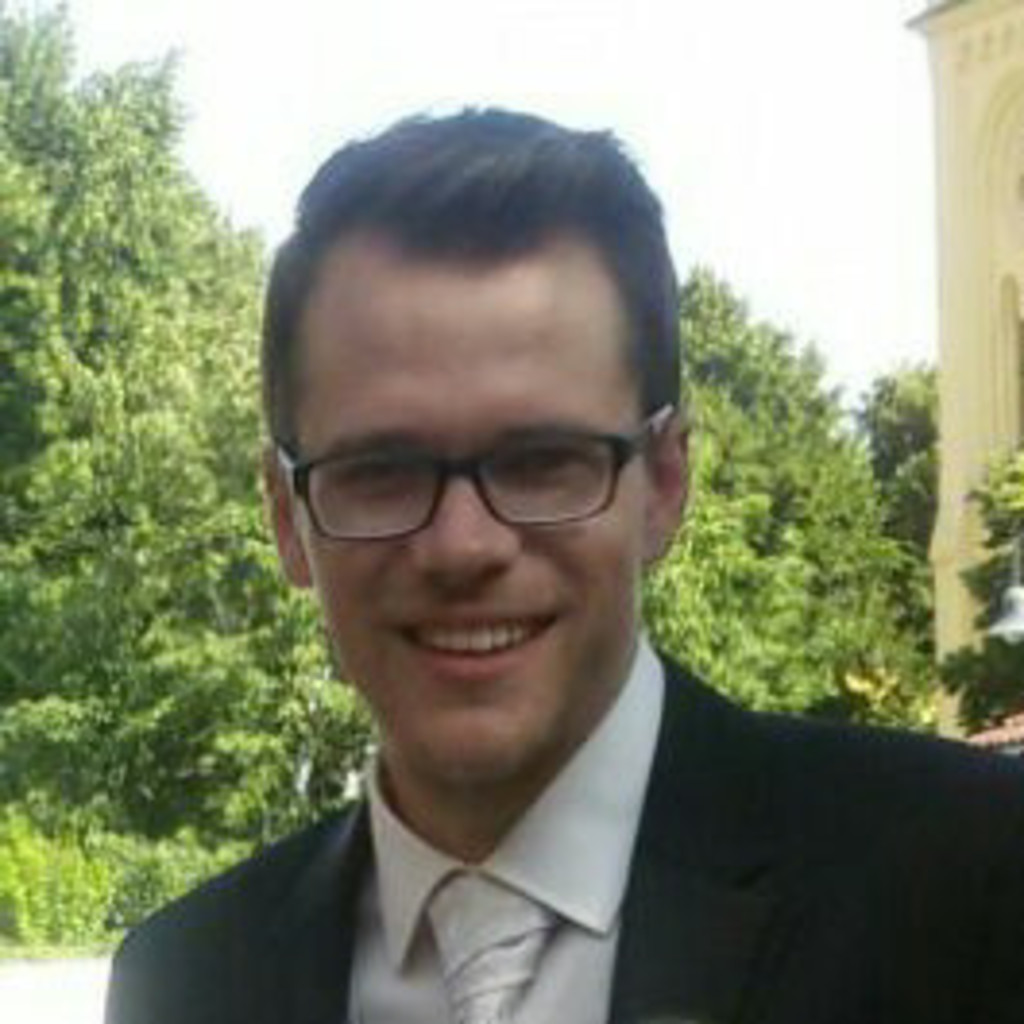 Michael Lentsch - Leitung Controlling & Planung - Raiffeisen ...