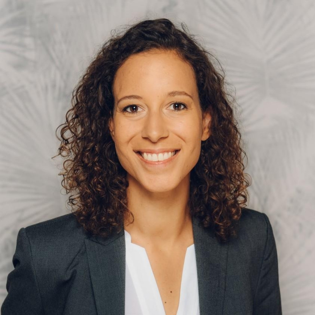 Lisa Reich's Instagram, Twitter & Facebook on IDCrawl