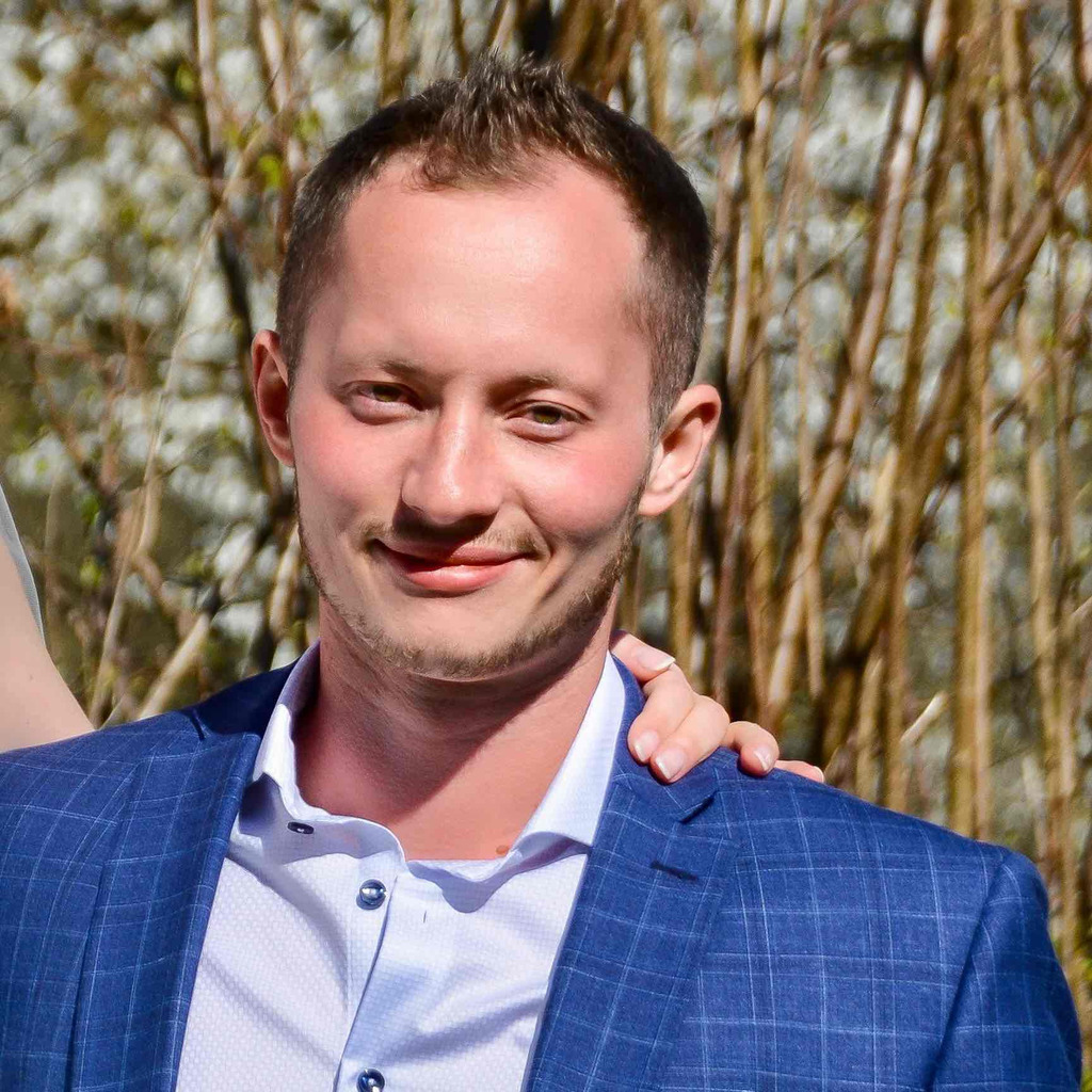 Pascal Wolf - Sachbearbeiter Seefracht Import - Fr. Meyer's Sohn | FMS ...