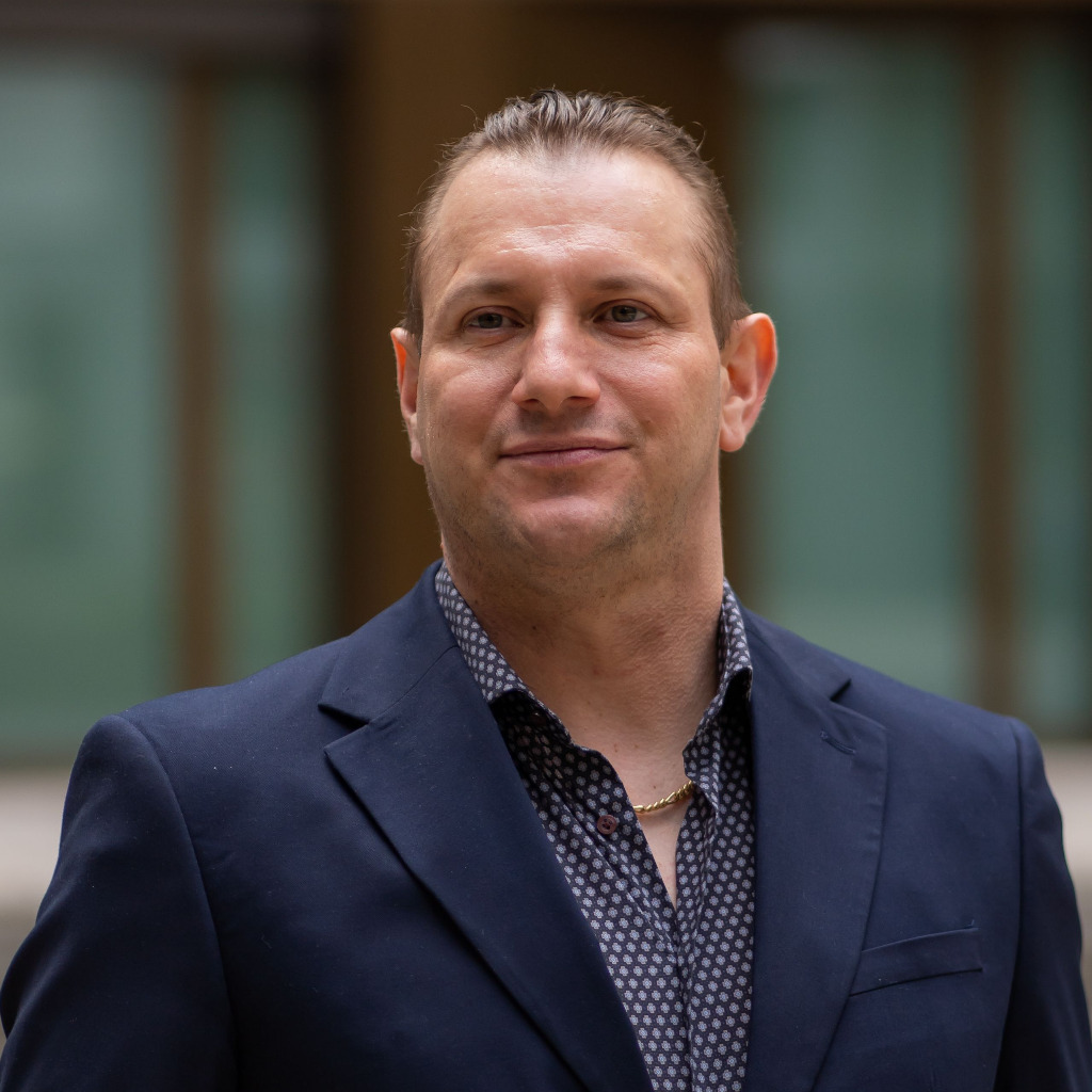 Damian Fry - Resource Consultant - TechSearch AG | XING