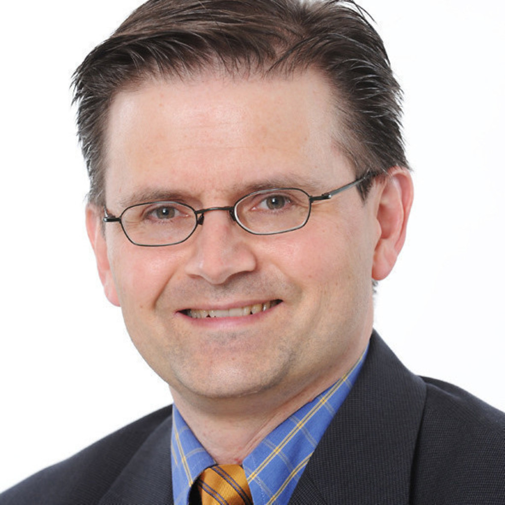 Ralph Sutter - Head FCC Advisory IWM Asset Management - Credit Suisse ...