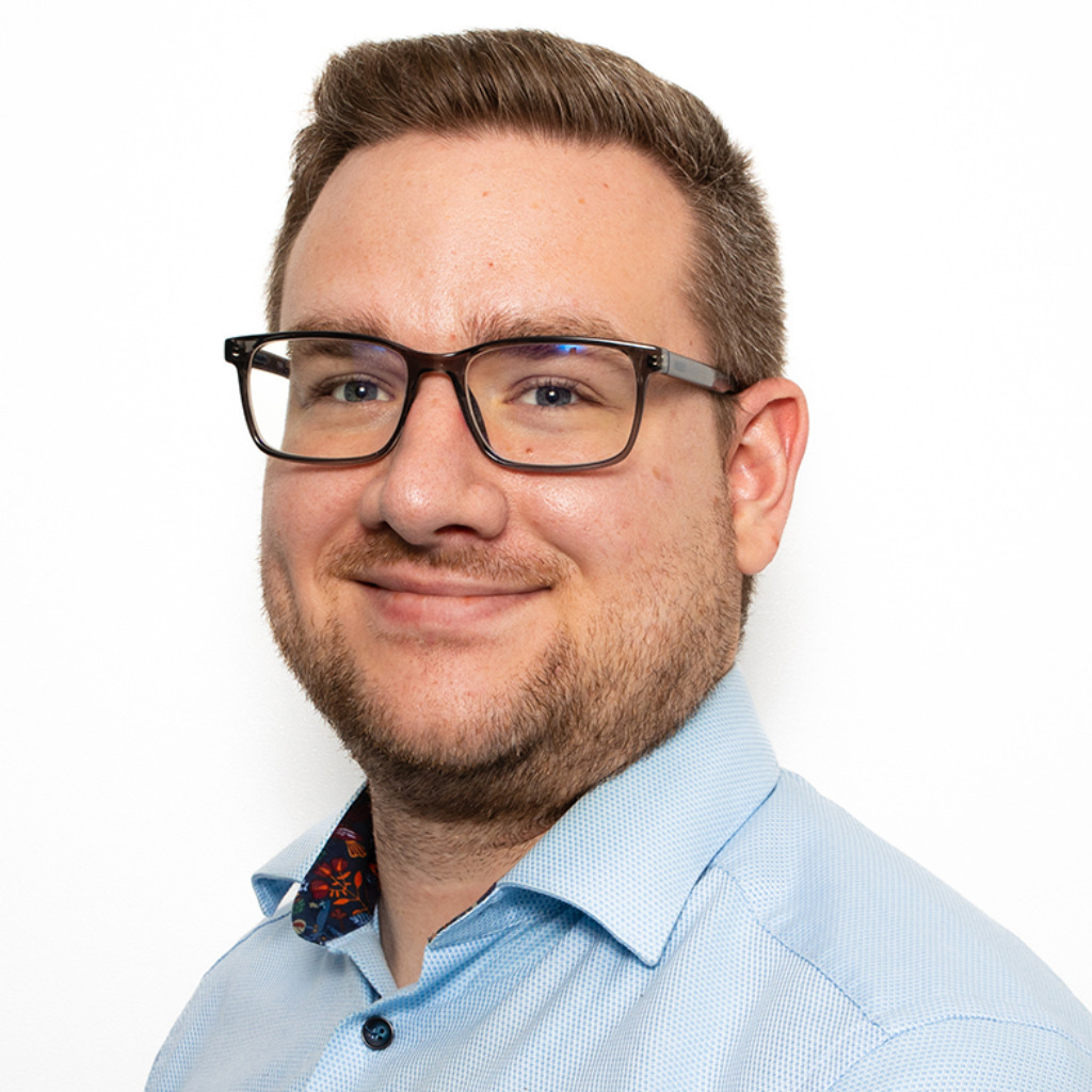 Daniel Bönsch - Projektmanager E-Commerce - Adalbert Zajadacz GmbH & Co ...