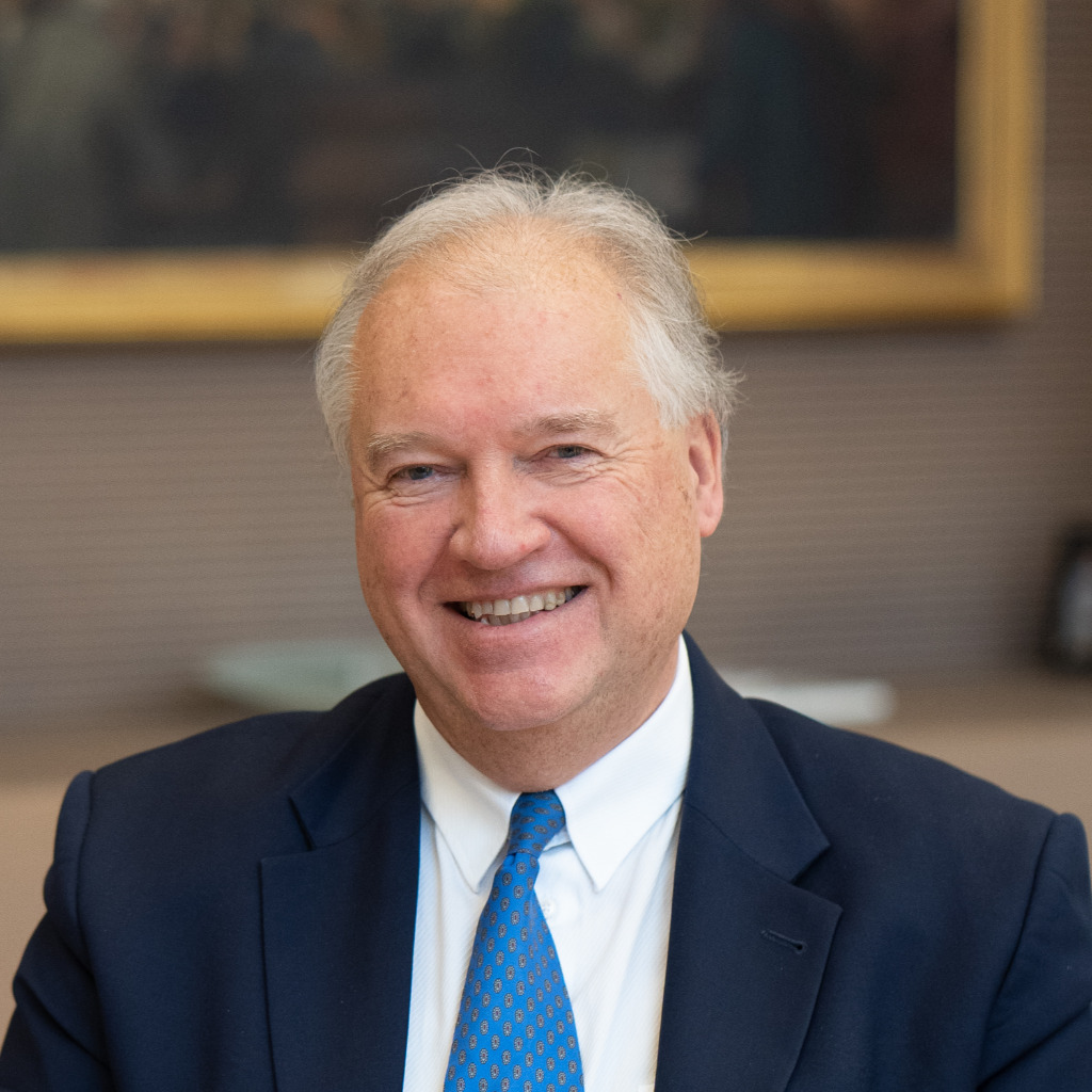 Ulrich Caspar - Präsident - IHK Frankfurt am Main | XING