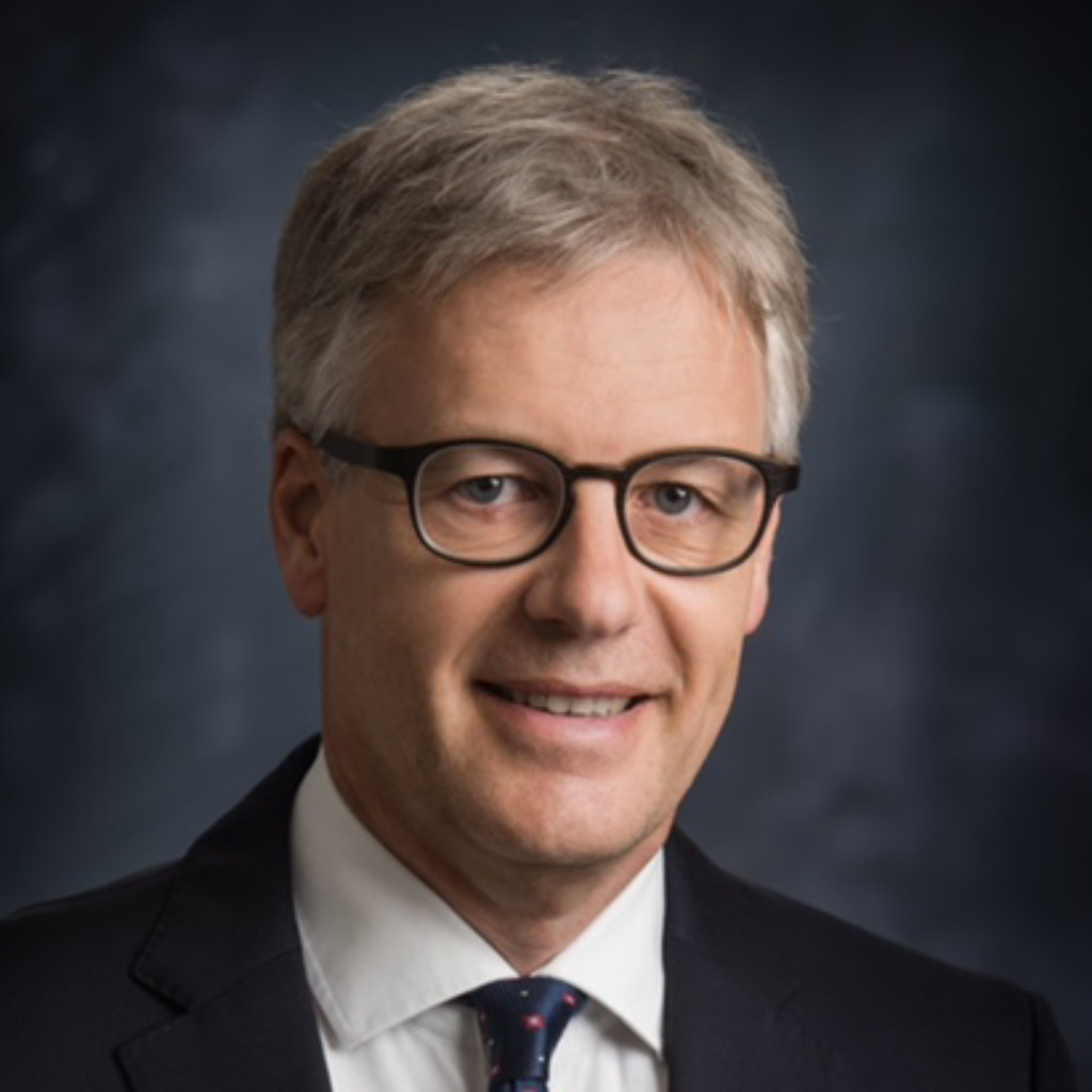 Mag. Bernhard Strauch - Director Finance Projects - Lenzing AG | XING