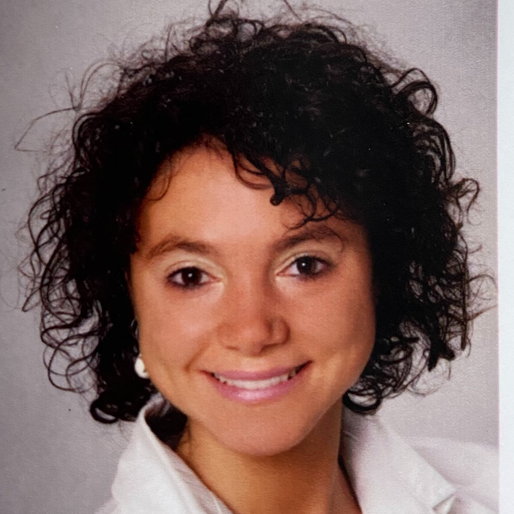 Evelin Auerswald - International Management Trainee - Stadler Rail AG ...