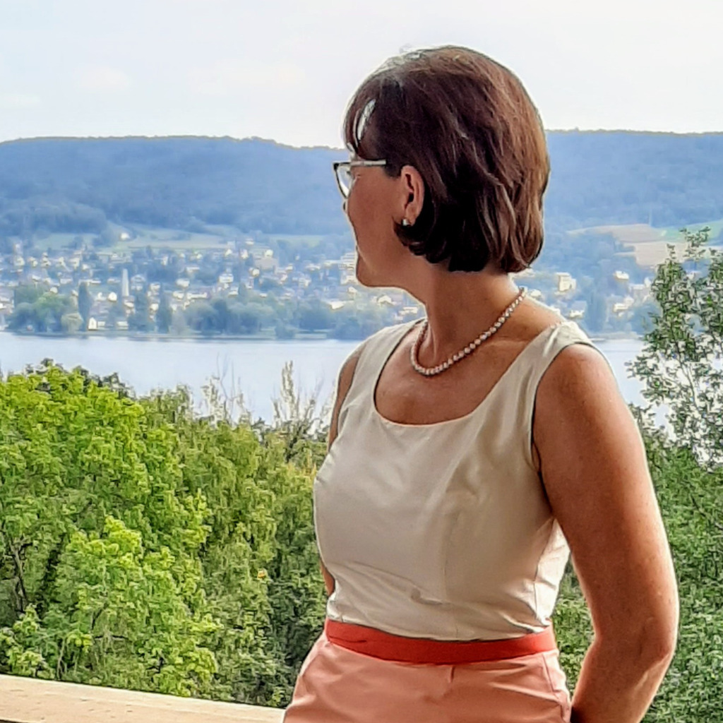 Nicole Marek - Event Manager /Tagungskoordination/ Front Office ...