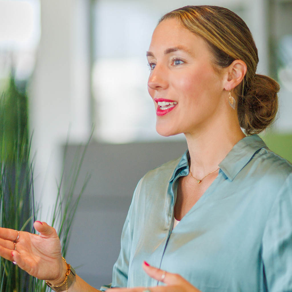 Lena Bohnenkamp-Galla - Co-CEO - ieQ-network AG | XING