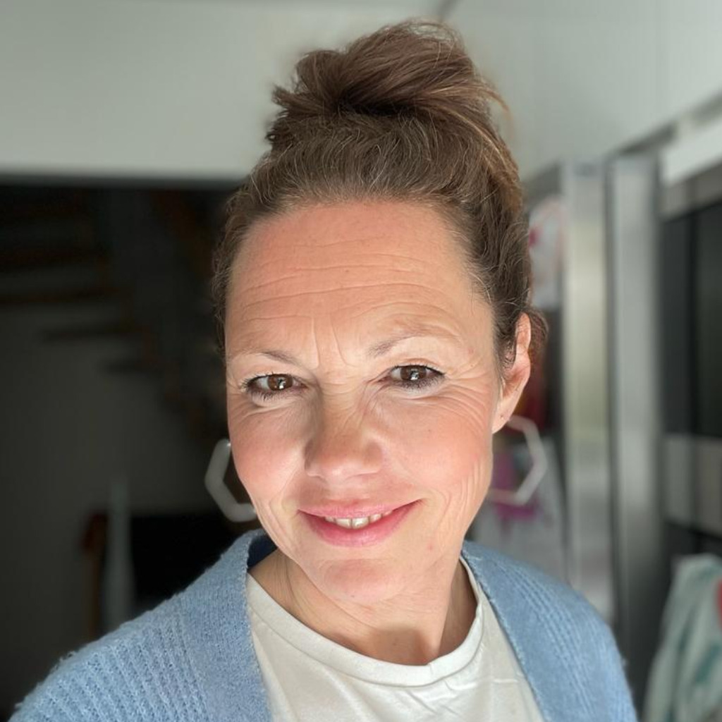 Franziska van der Weide - System. Life-BreathworkCoach - franziska van ...