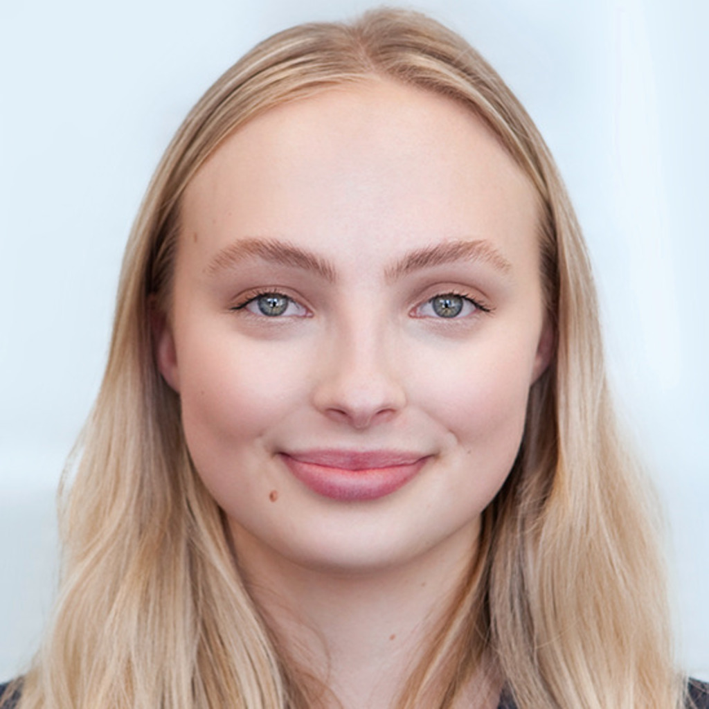 Emily Baxter's Instagram, Twitter & Facebook on IDCrawl