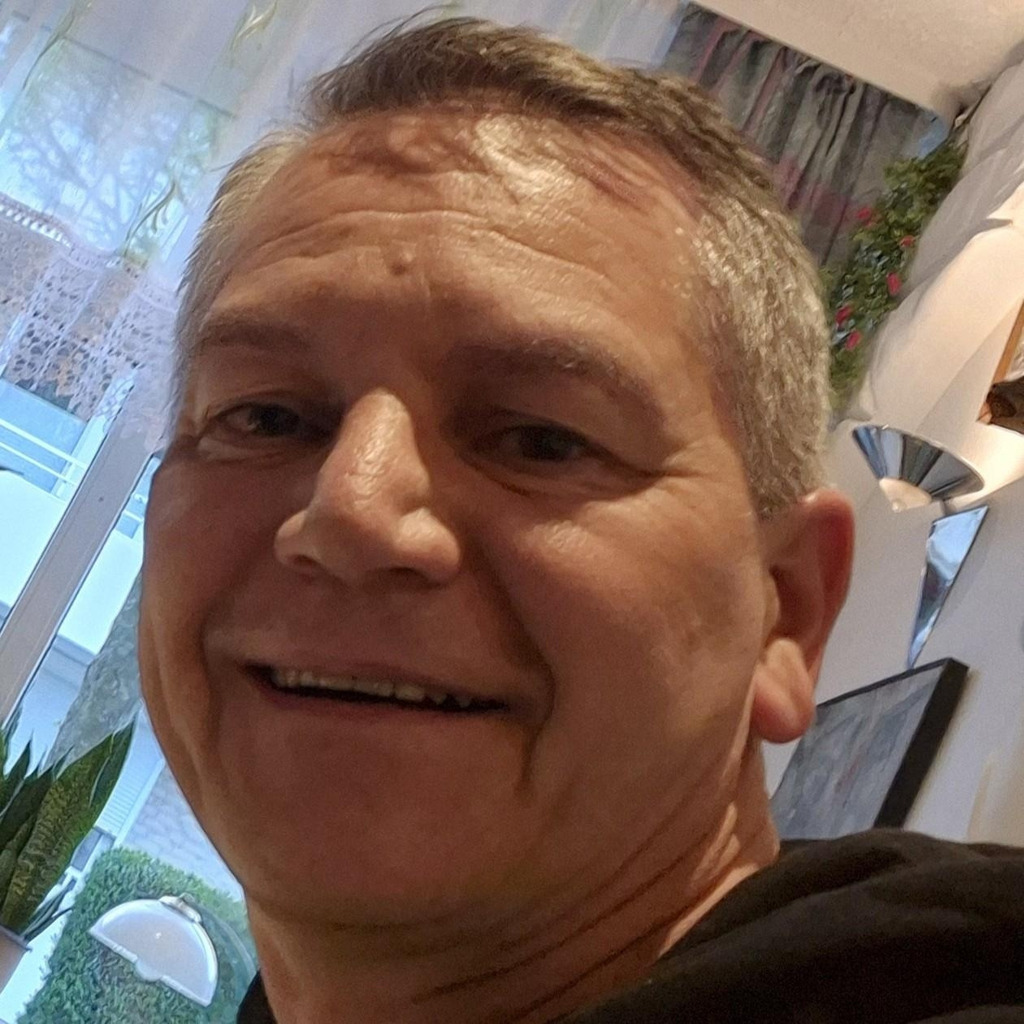 Oliver Teuber - Fachanalyst - Allianz Lebensversicherungs-AG | XING