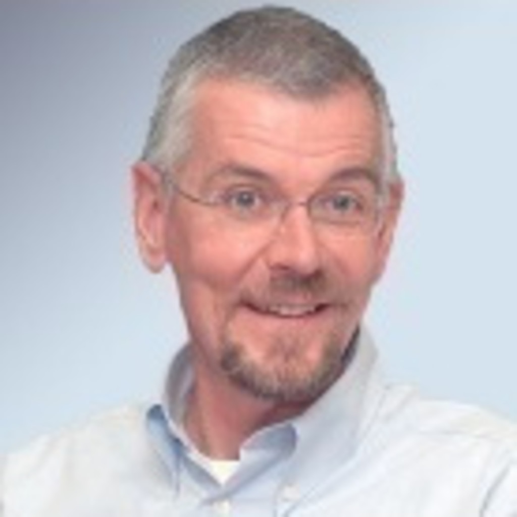 Dr. Thomas Bayer - Leiter & Projektmanager Afrika-Institut - Hochschule ...