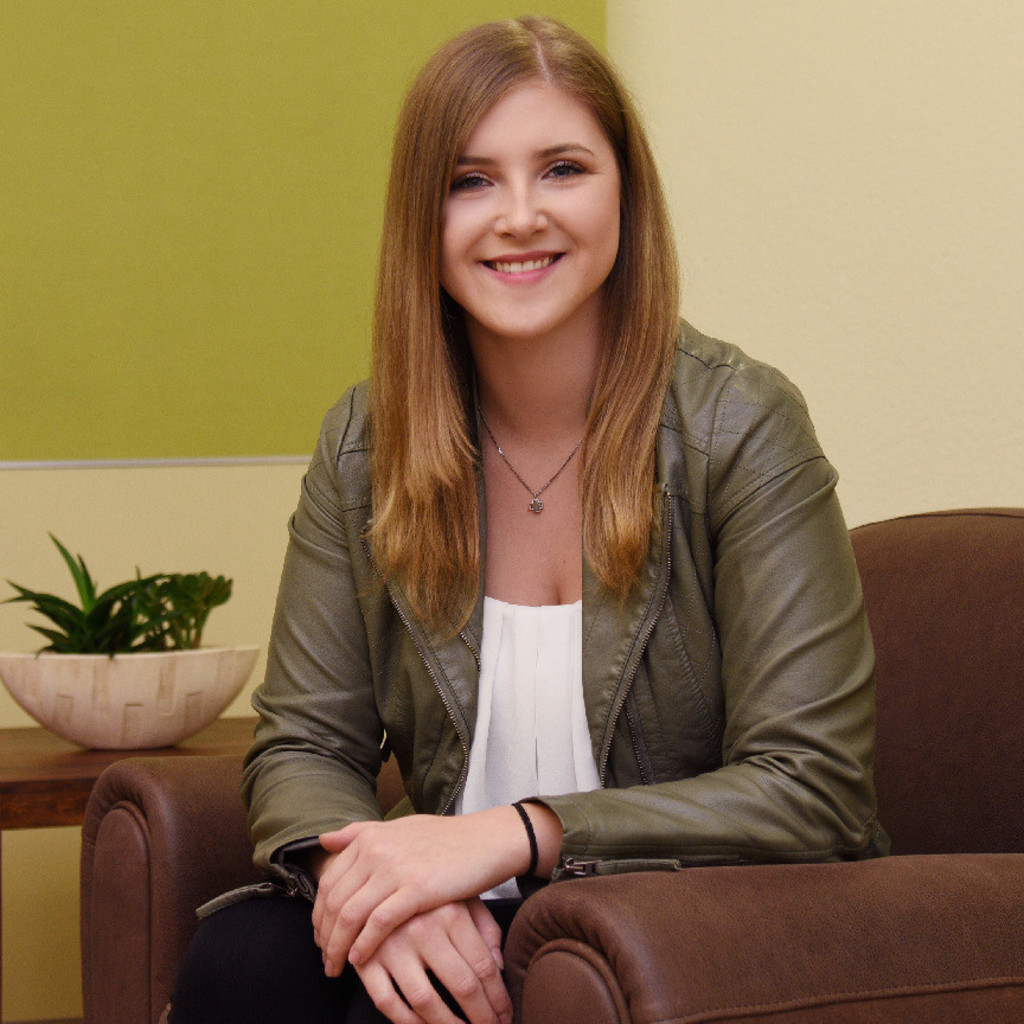 Saskia Walter - Finanzbuchhalterin - EASY SOFTWARE | XING