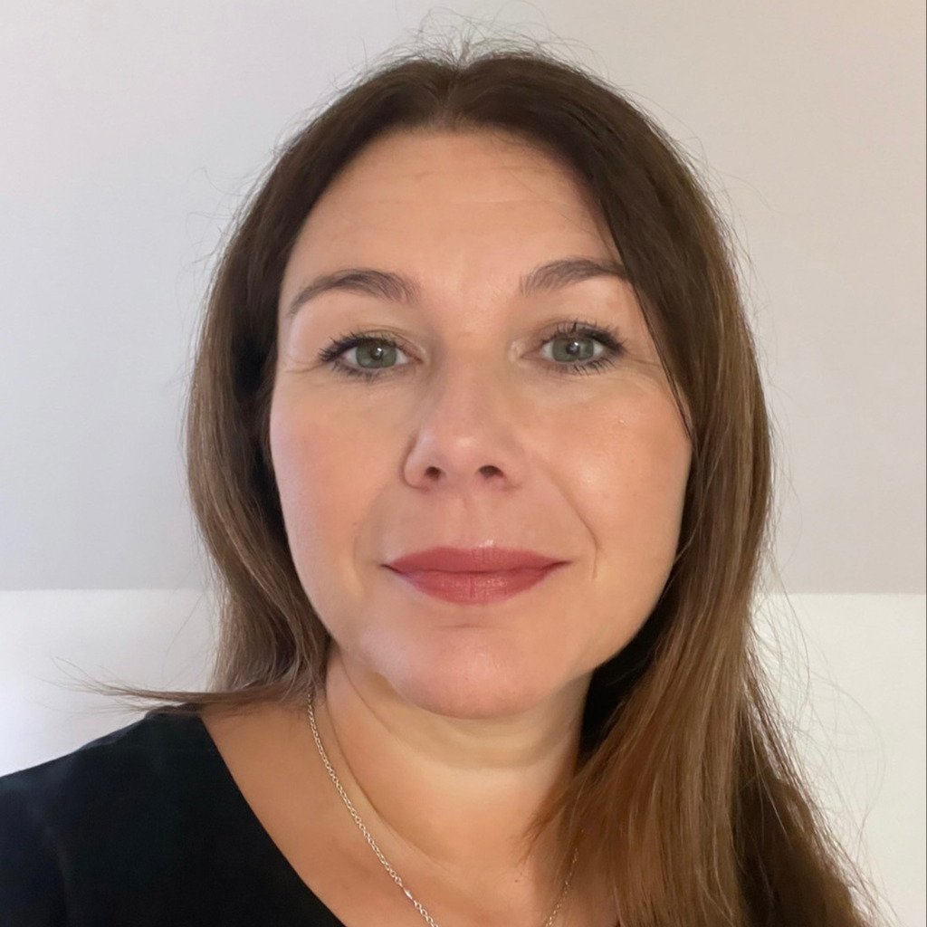 Birgit Beyer - Assistenz der Geschäftsführung - Furnierholz ...