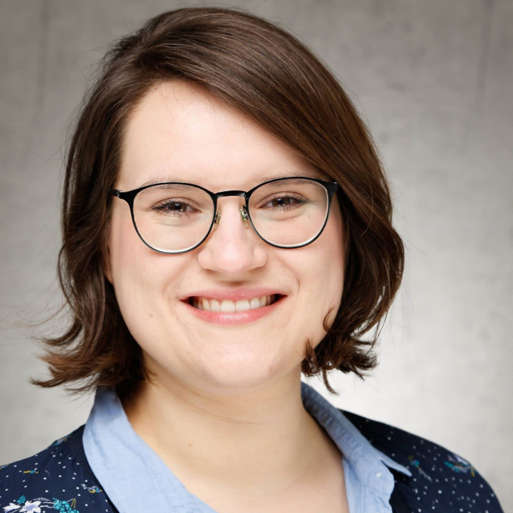 Simone Stern - Social Media Redakteurin - Bayerischer Rundfunk | XING