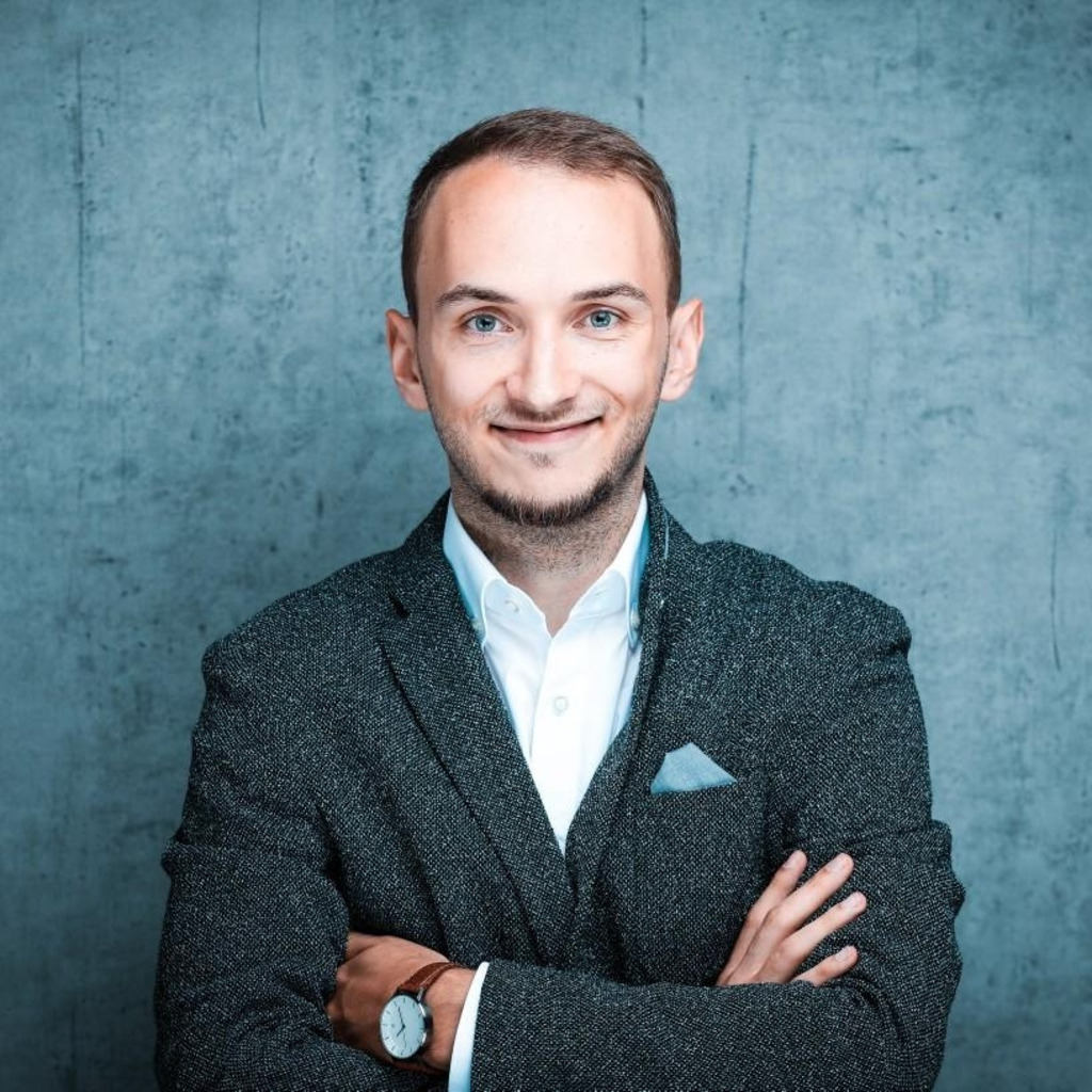 Christoph Plößl - Software Development Engineer - Amazon | XING