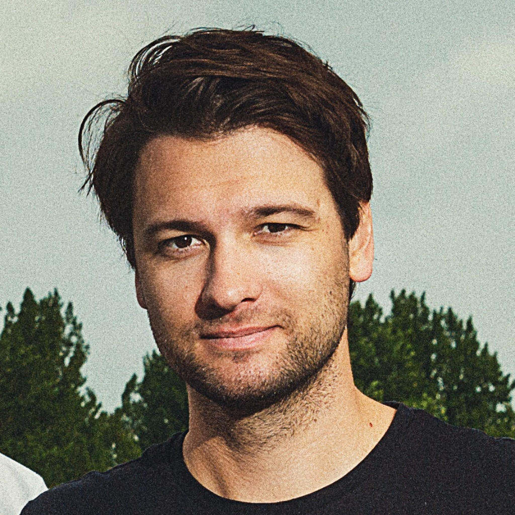 Heitzer aus Berlin in der Personensuche von Das Telefonbuch