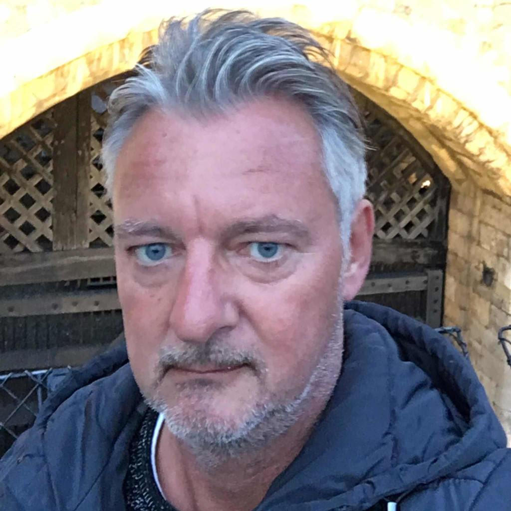 Christian Thelen's Instagram, Twitter & Facebook on IDCrawl