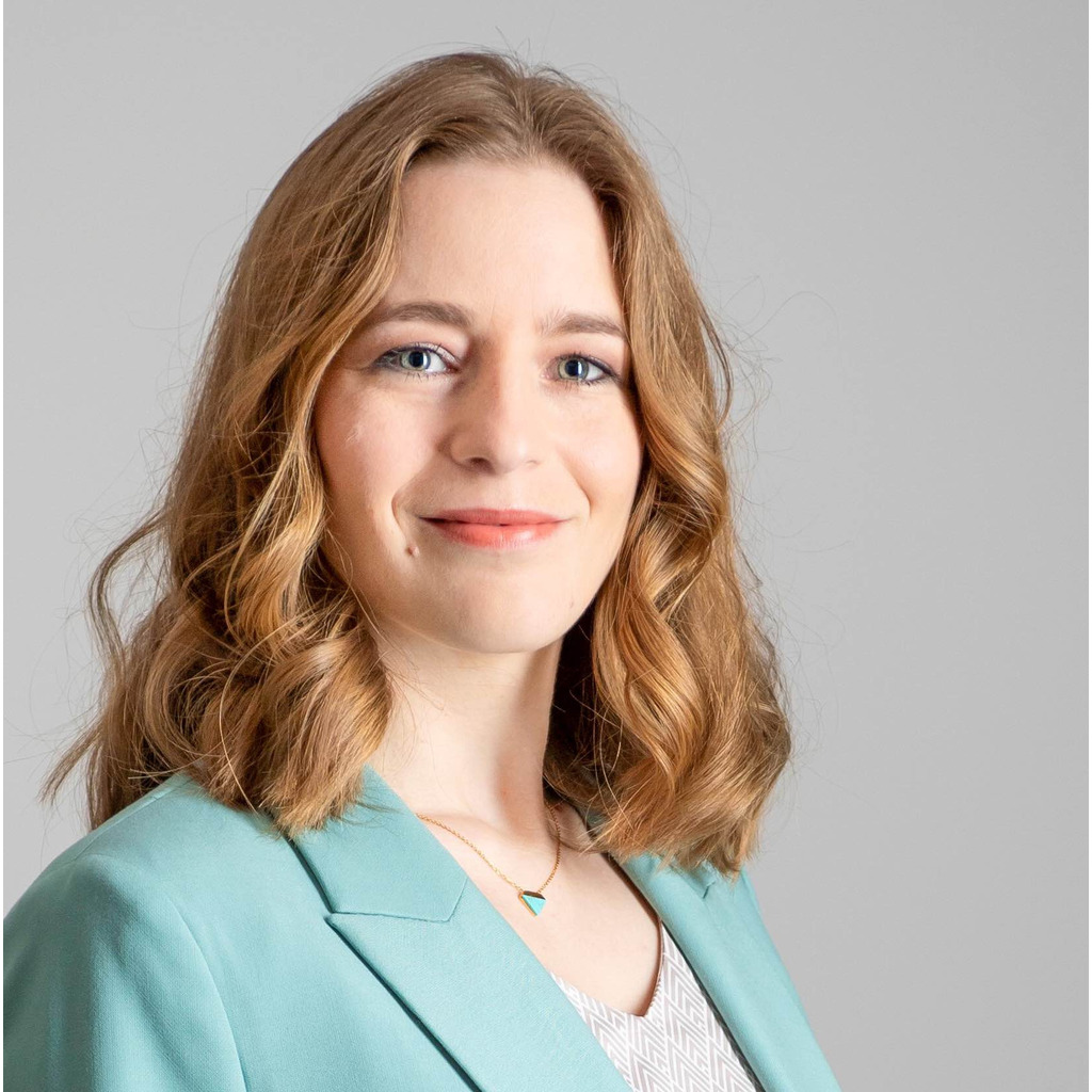 Dr. Eva Bauer - PhD Medizin / Malignant Diseases - Medizinische ...